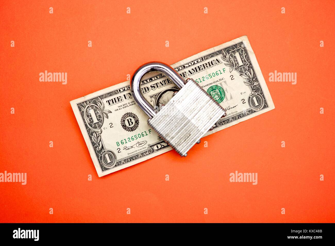 A studio photo of a security padlock Stock Photo - Alamy