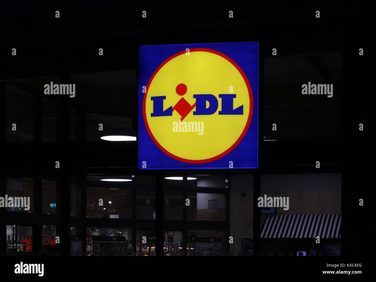 Lidl logo in the night hi-res stock photography and images - Alamy