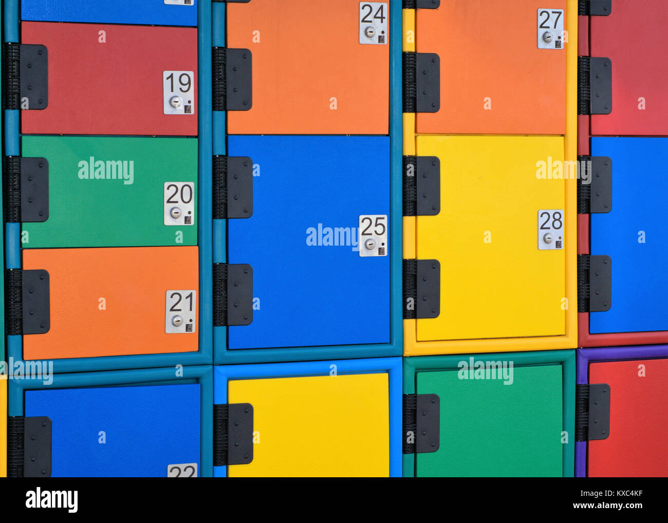 Rows of lockers hi-res stock photography and images - Alamy