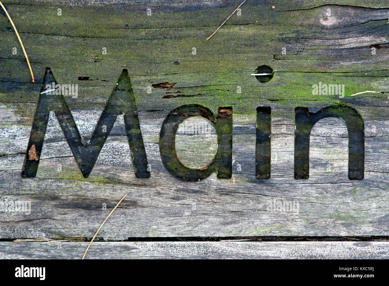 Vintage sign boards hi-res stock photography and images - Alamy