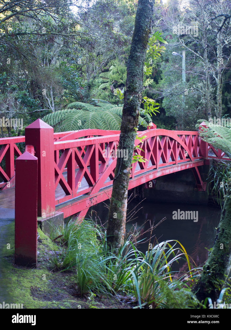 Red footbridge hi-res stock photography and images - Alamy