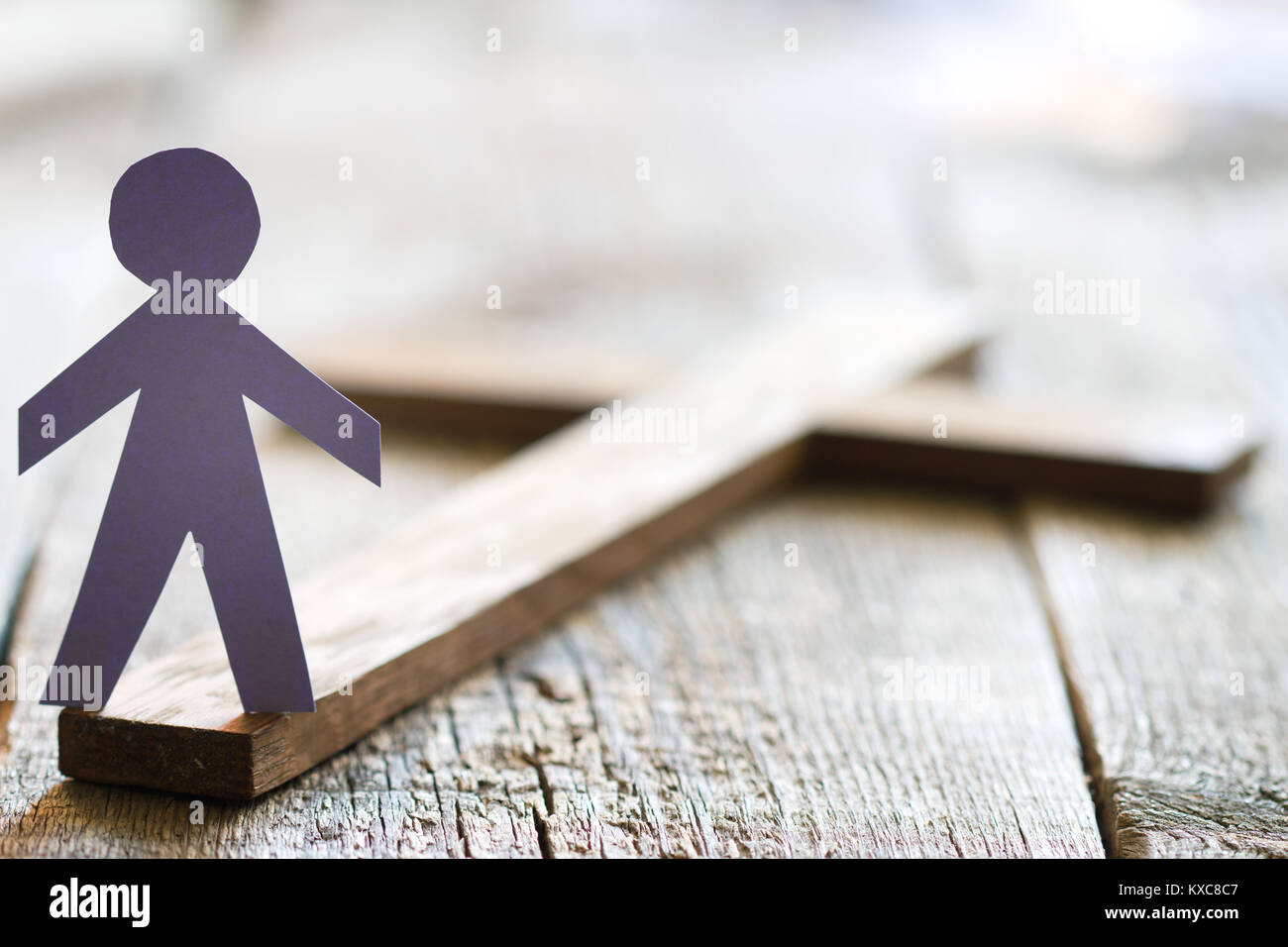 Child praying cross hi-res stock photography and images - Alamy