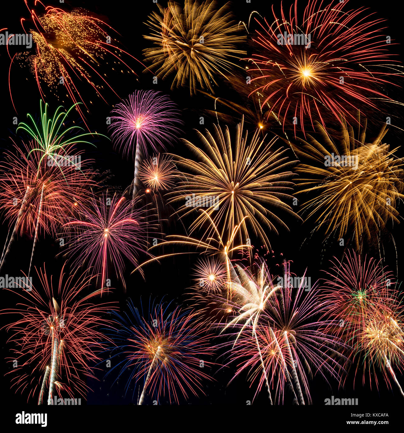 Fireworks fill sky celebrate hi-res stock photography and images - Alamy