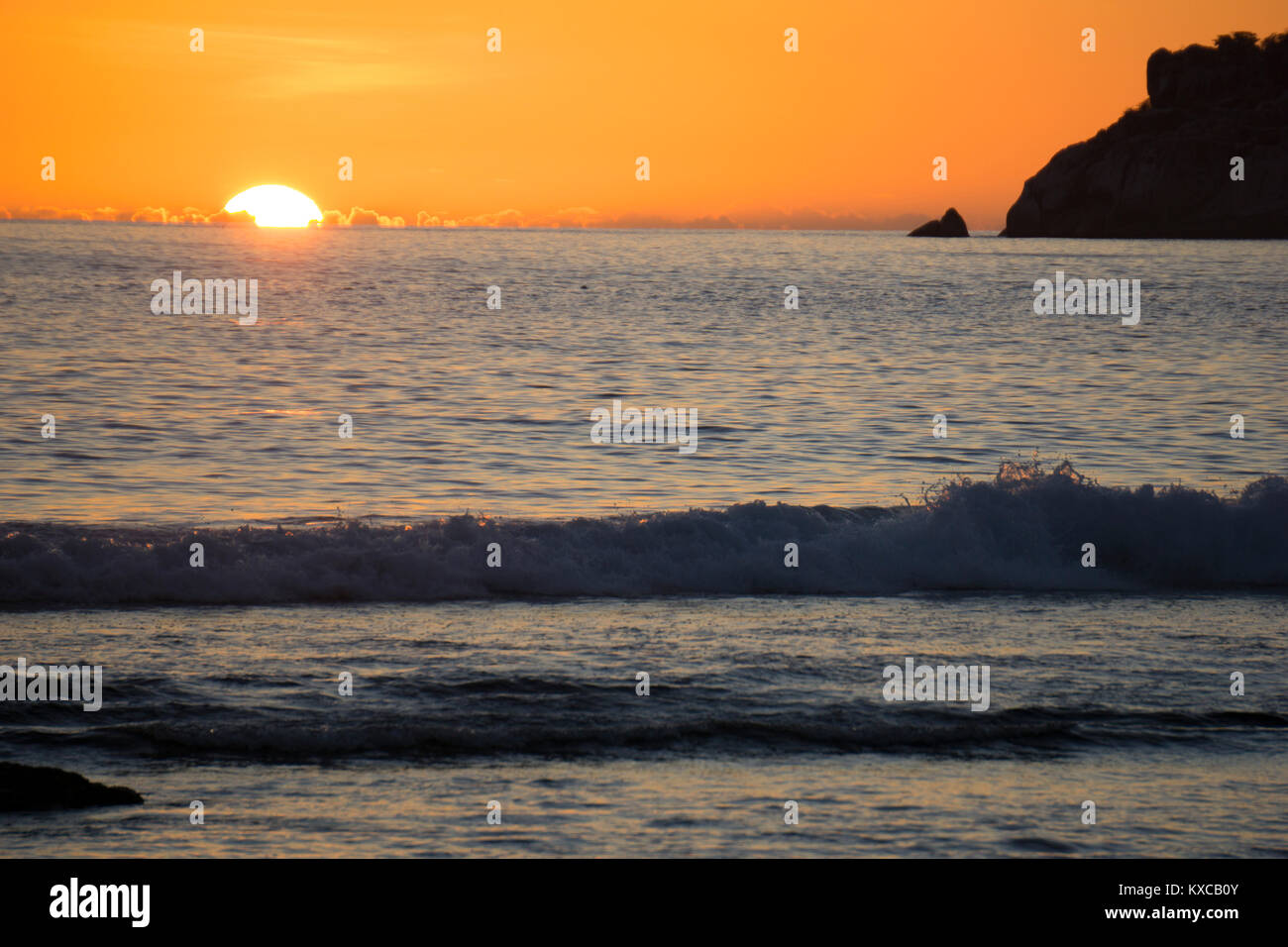Sunset in the seychelles hi-res stock photography and images - Alamy
