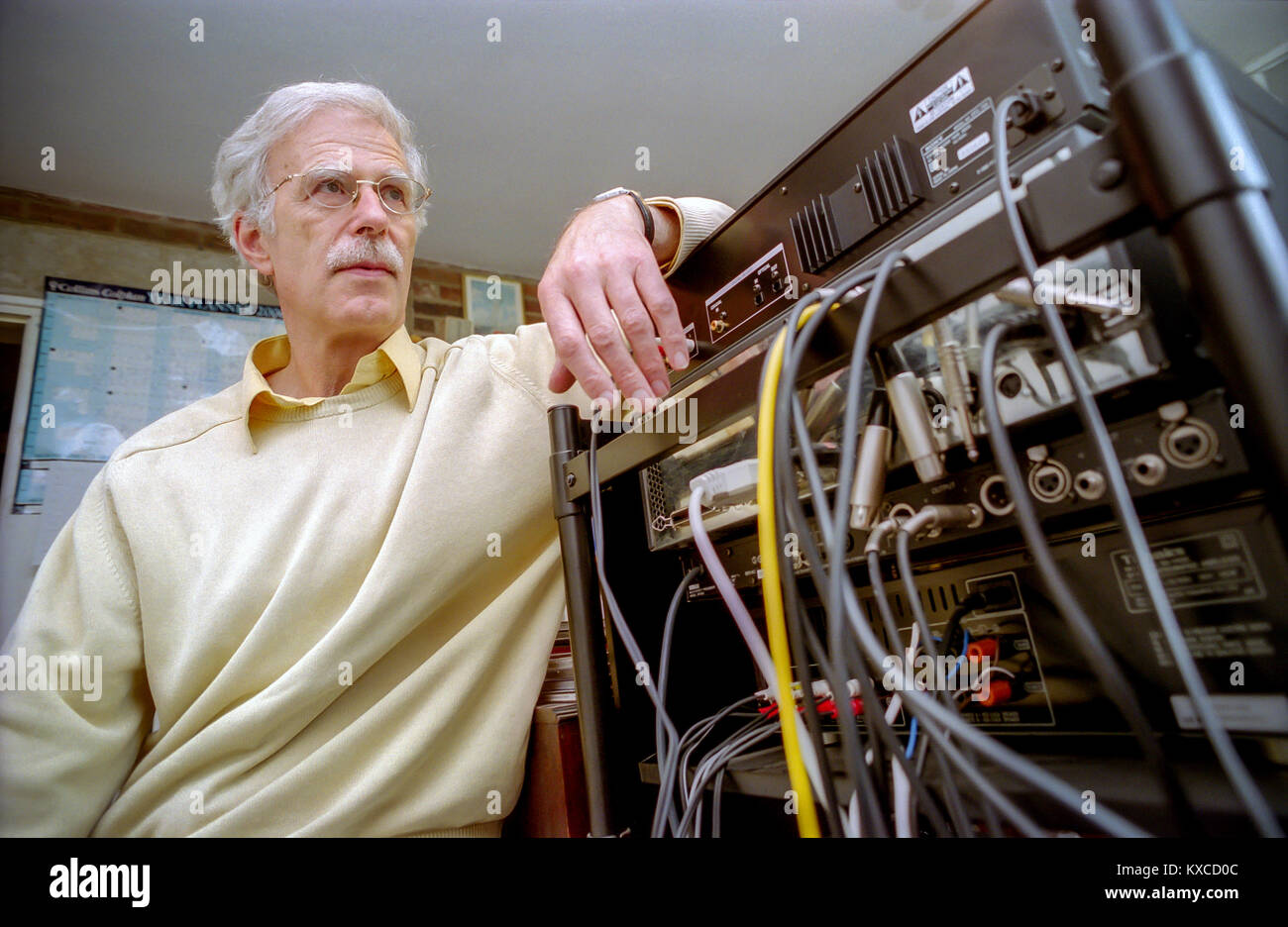 Jonathan harvey composer hi-res stock photography and images - Alamy