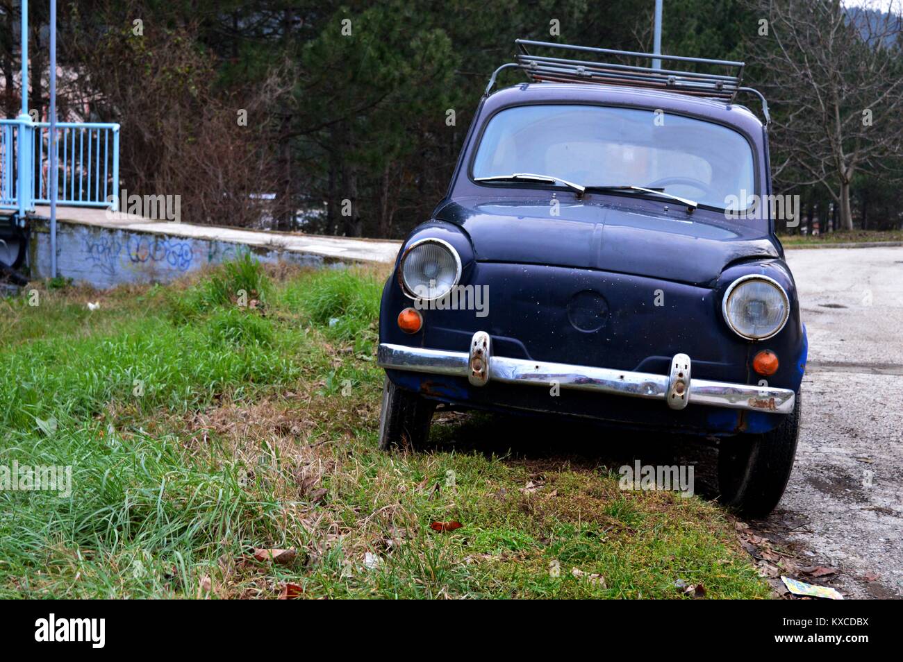 small blue car Stock Photo - Alamy