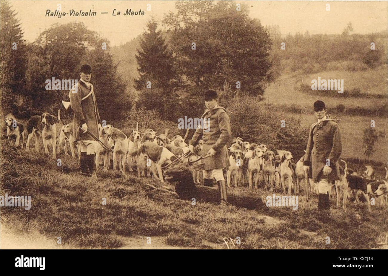 This image captures a historical moment of a chasse (hunt) in Vielsalm ...
