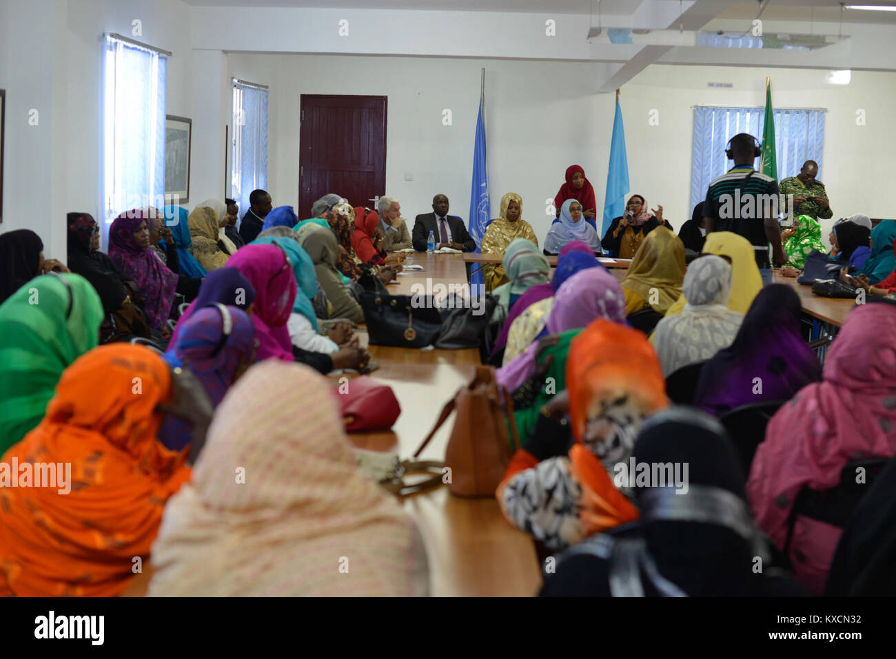 Somali womens dress hi-res stock photography and images - Alamy