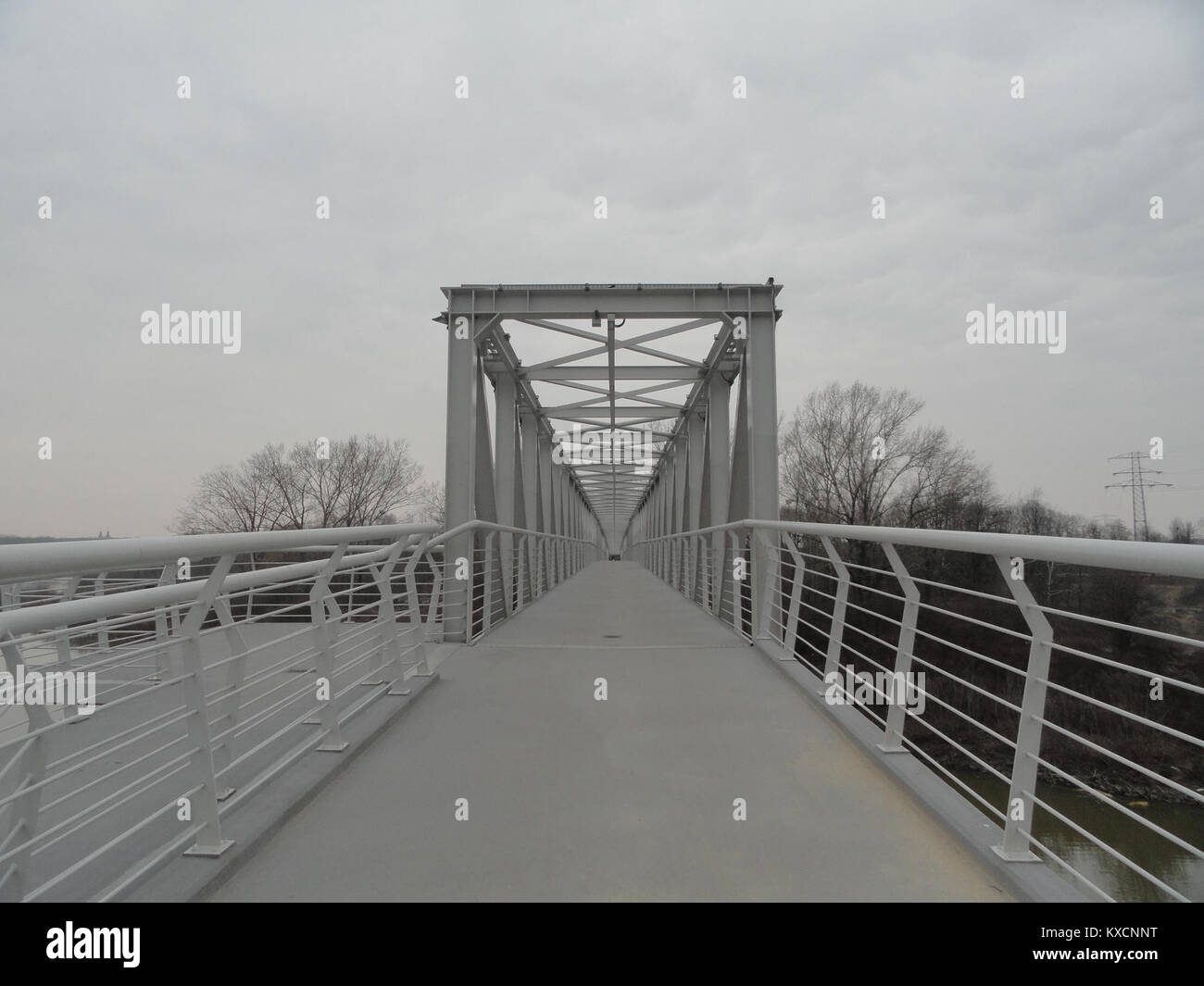 2017 Przebudowana Kładka Żerańska Stock Photo - Alamy