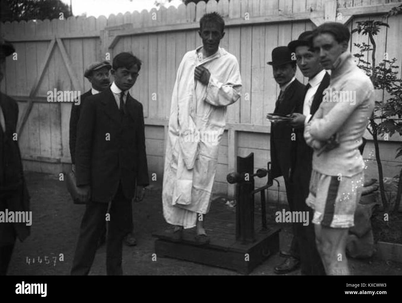 26-7-14 Tour de France -la pesée à l'arrivée-Egg Stock Photo - Alamy