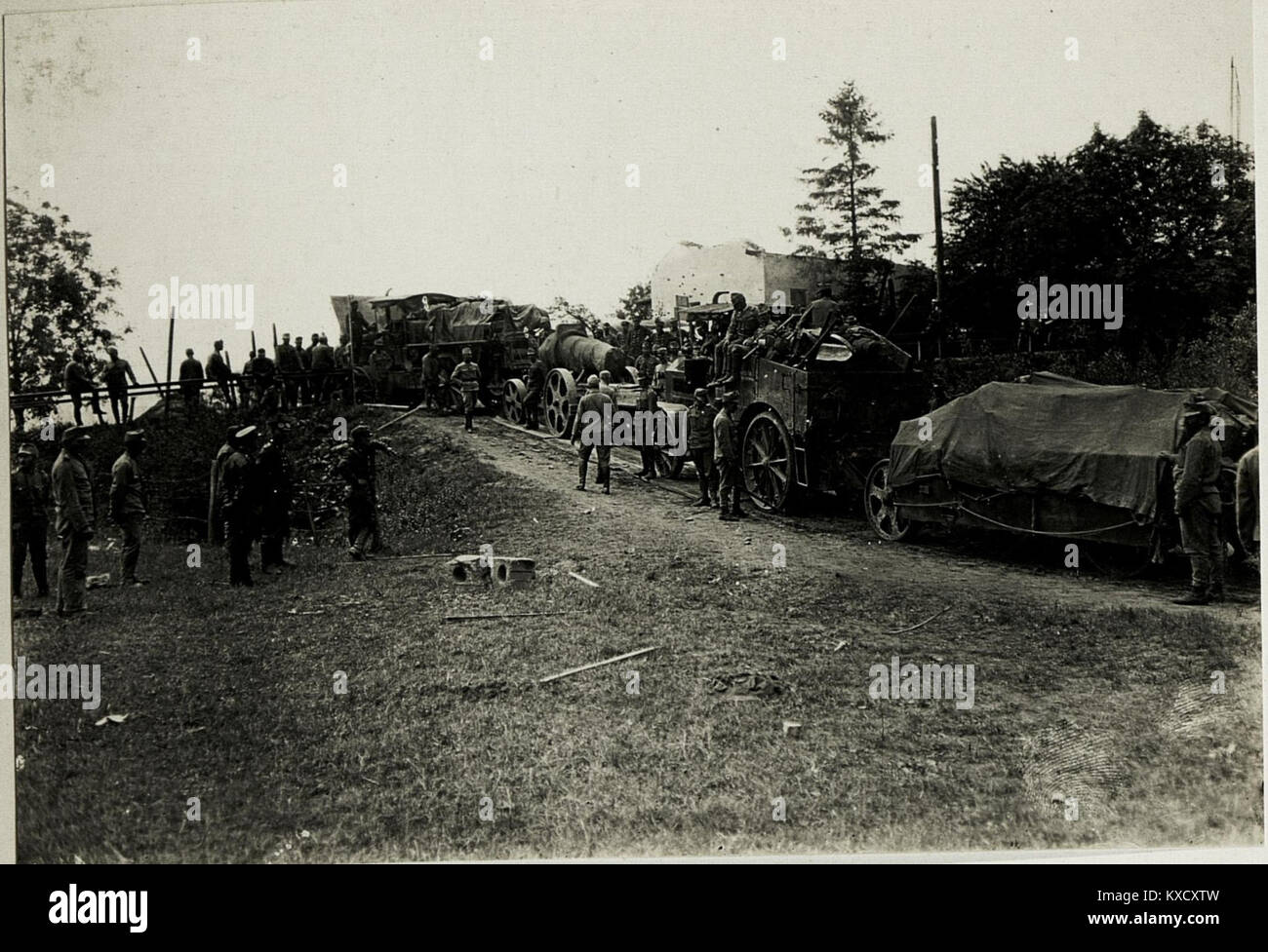This image depicts a 30.5 cm mortar positioned at the ramp of a bridge ...