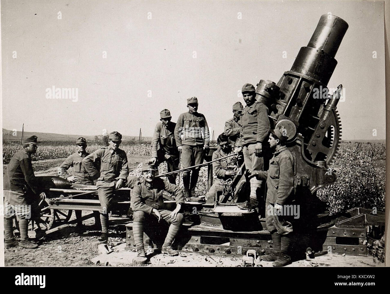 Artillery in firing position hi-res stock photography and images - Alamy