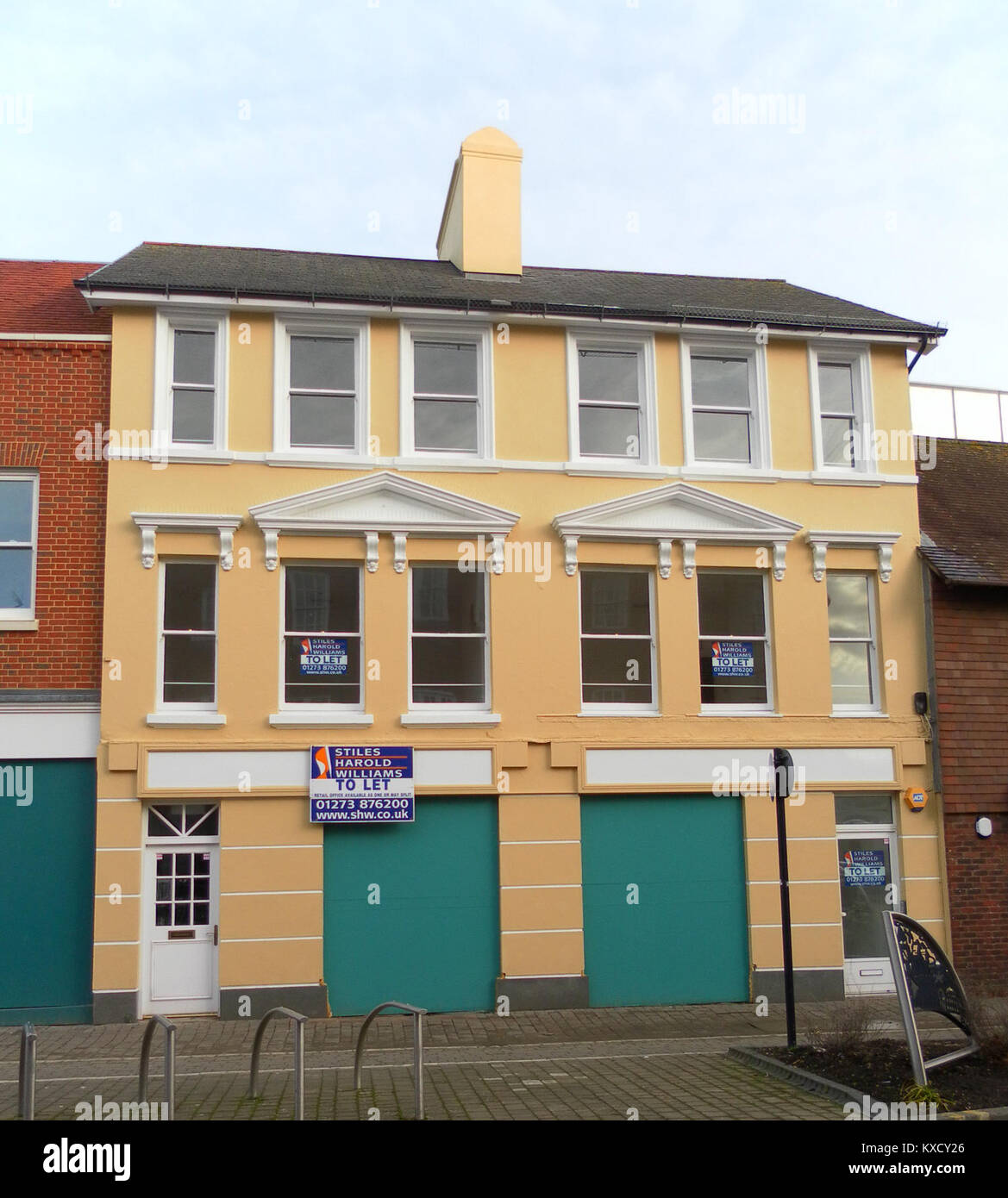 Crawley high street hi-res stock photography and images - Alamy