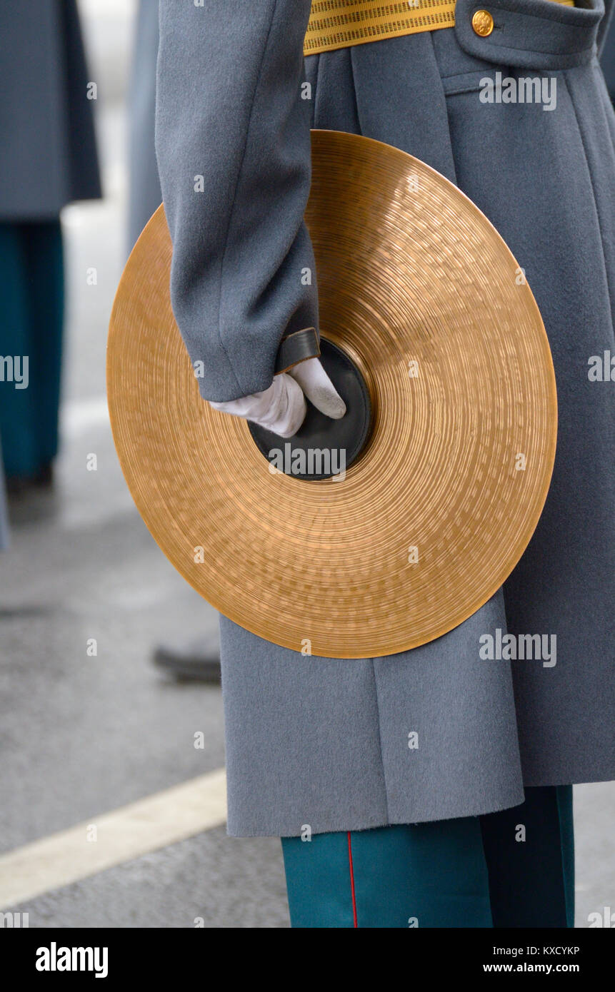 Military circle formation hi-res stock photography and images - Alamy