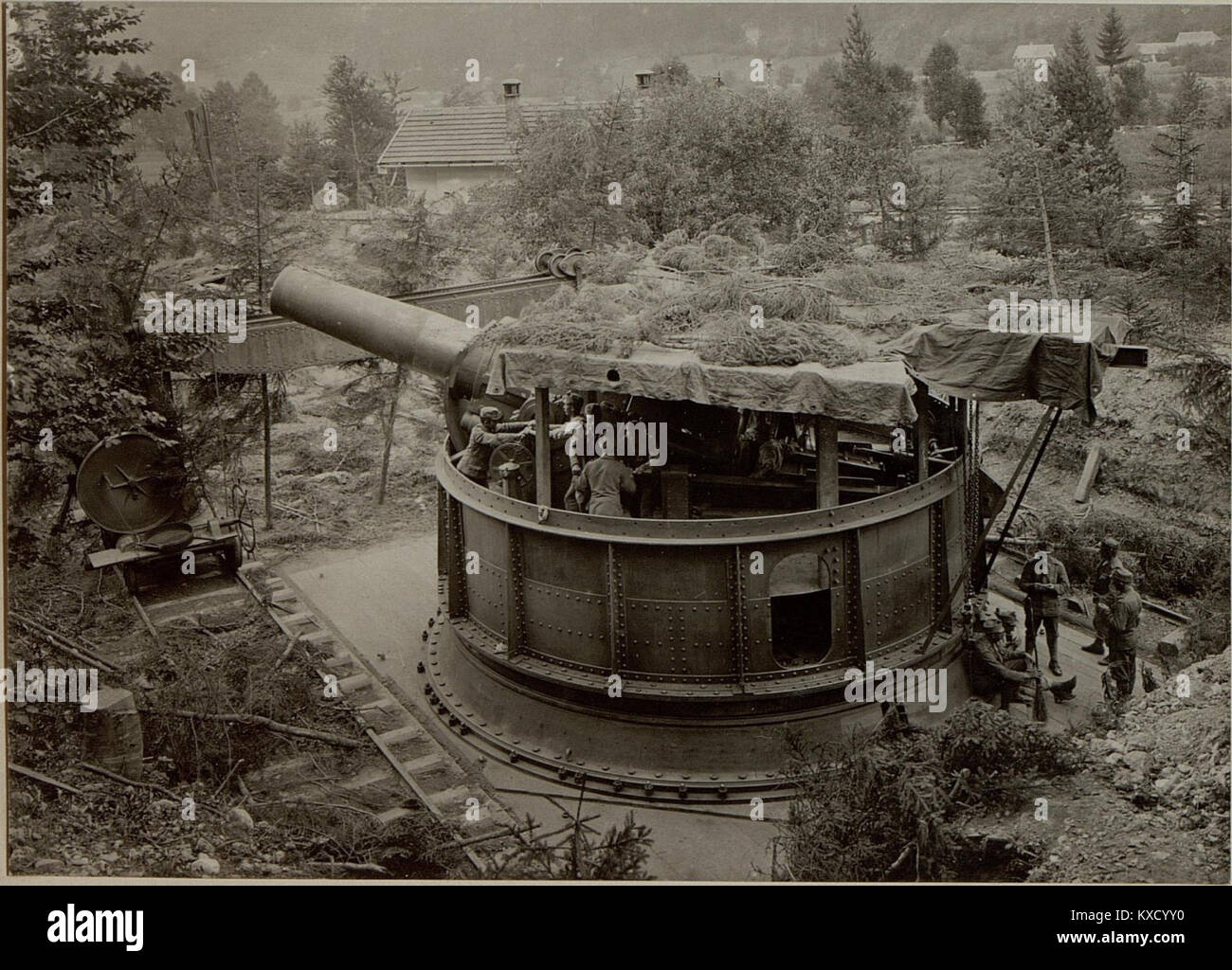 Improvised emplacement hi-res stock photography and images - Alamy