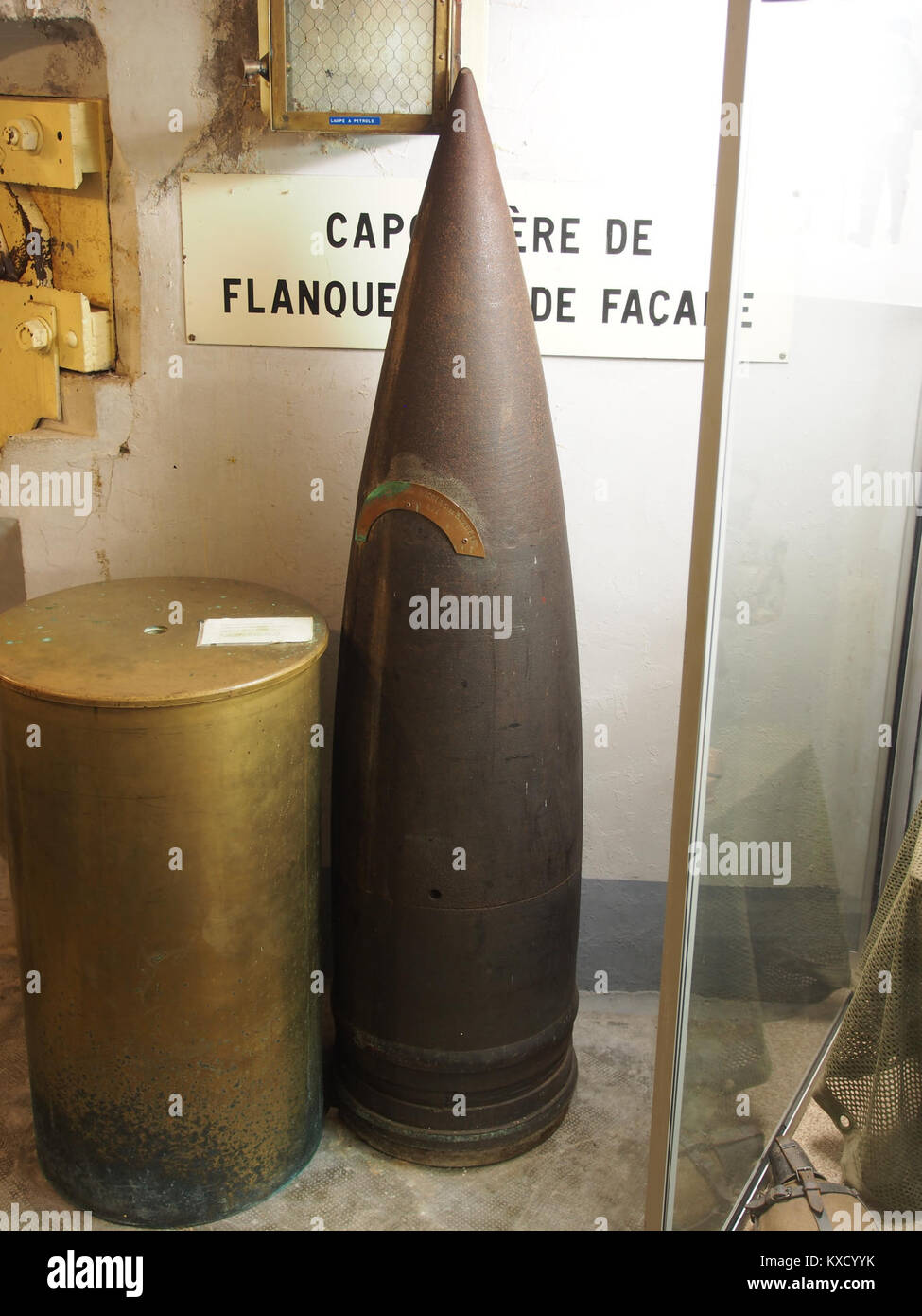 Artillery shell manufacturing hi-res stock photography and images - Alamy