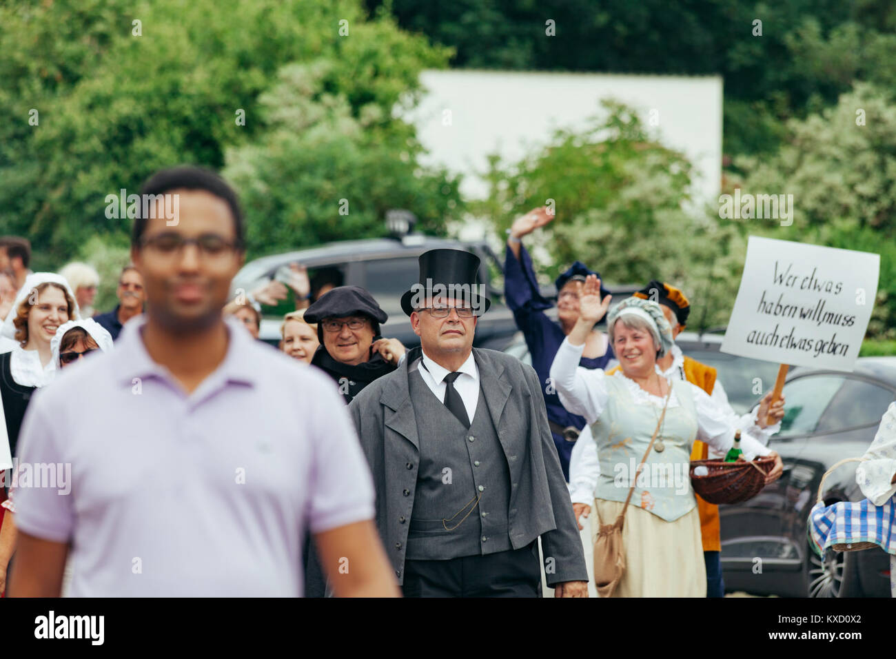 The photograph from the Wanfrieder Vogelschießen event in 2017 captures ...