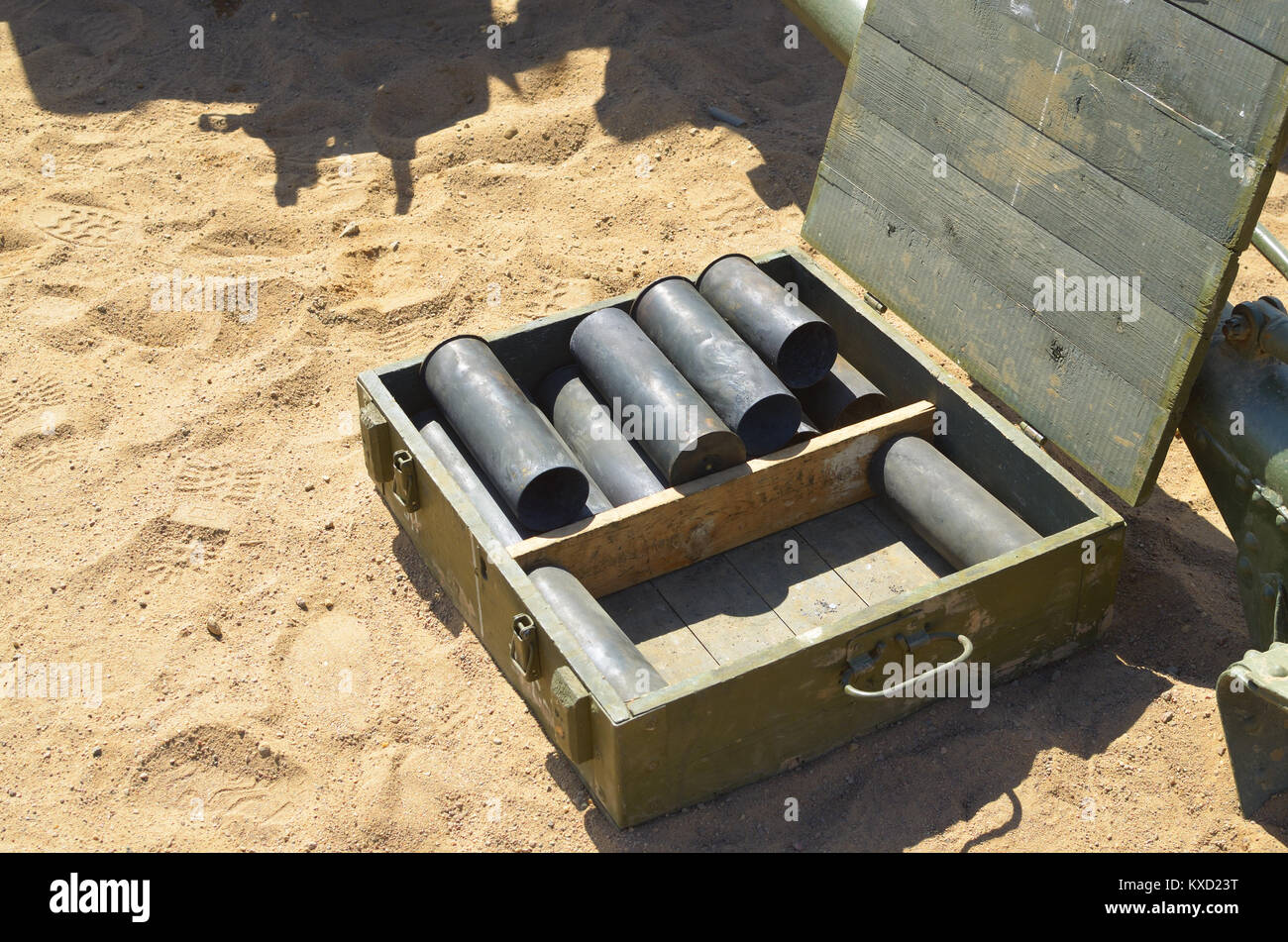 Empty shell casings hi-res stock photography and images - Alamy