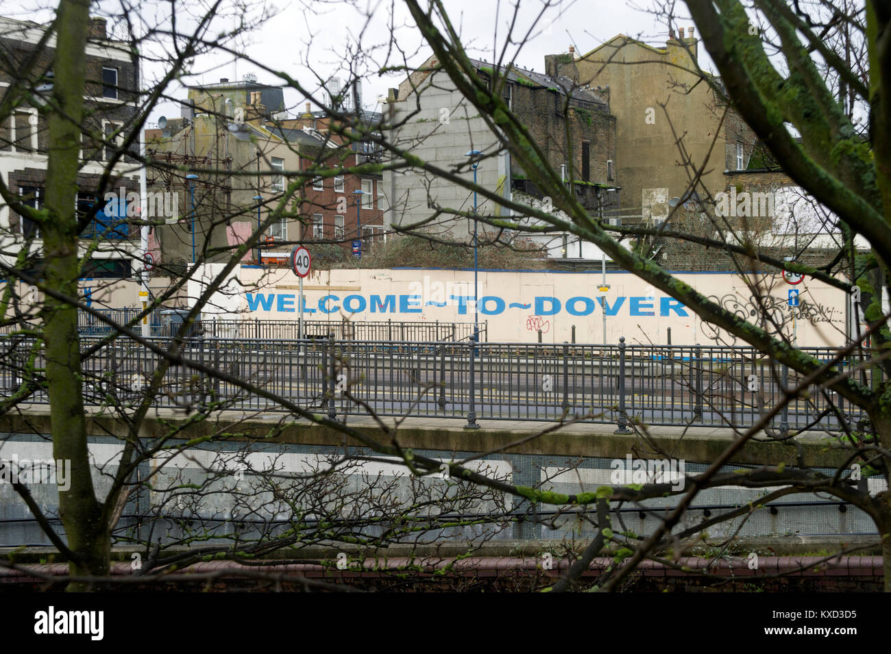 Welcome to dover sign hi-res stock photography and images - Alamy