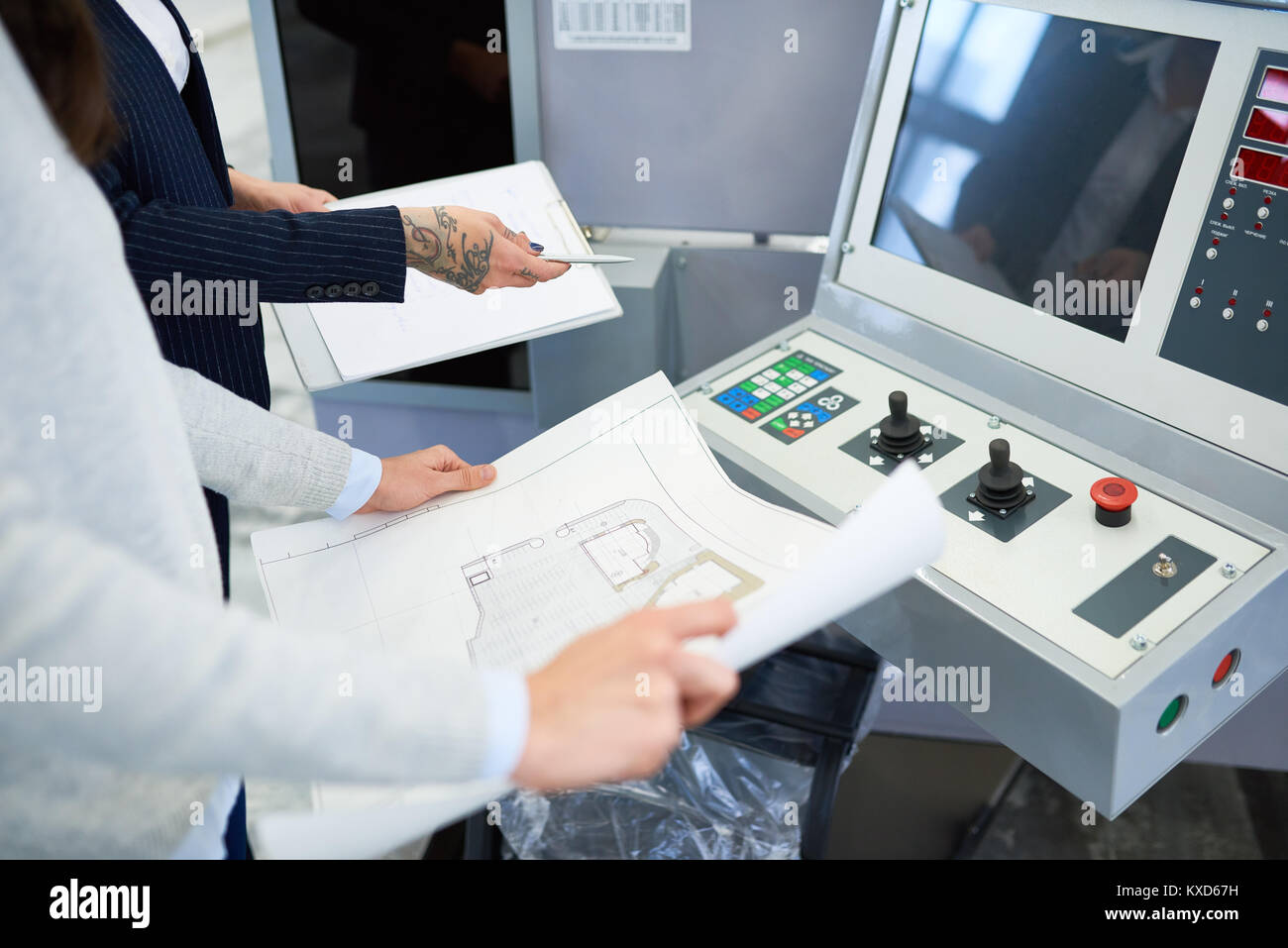 Work Process at Modern Plant Stock Photo - Alamy