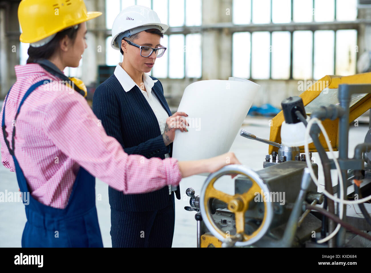 Portrait young female trainee hi-res stock photography and images - Alamy
