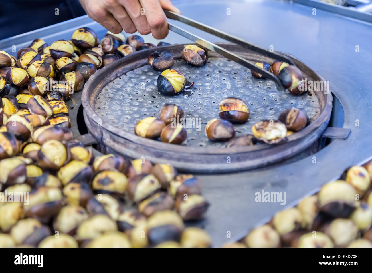 Hot chestnut stall hi-res stock photography and images - Alamy