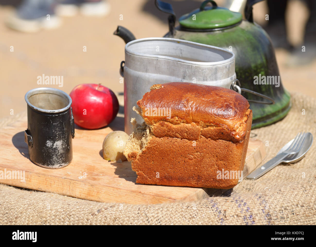Army rations hi-res stock photography and images - Alamy