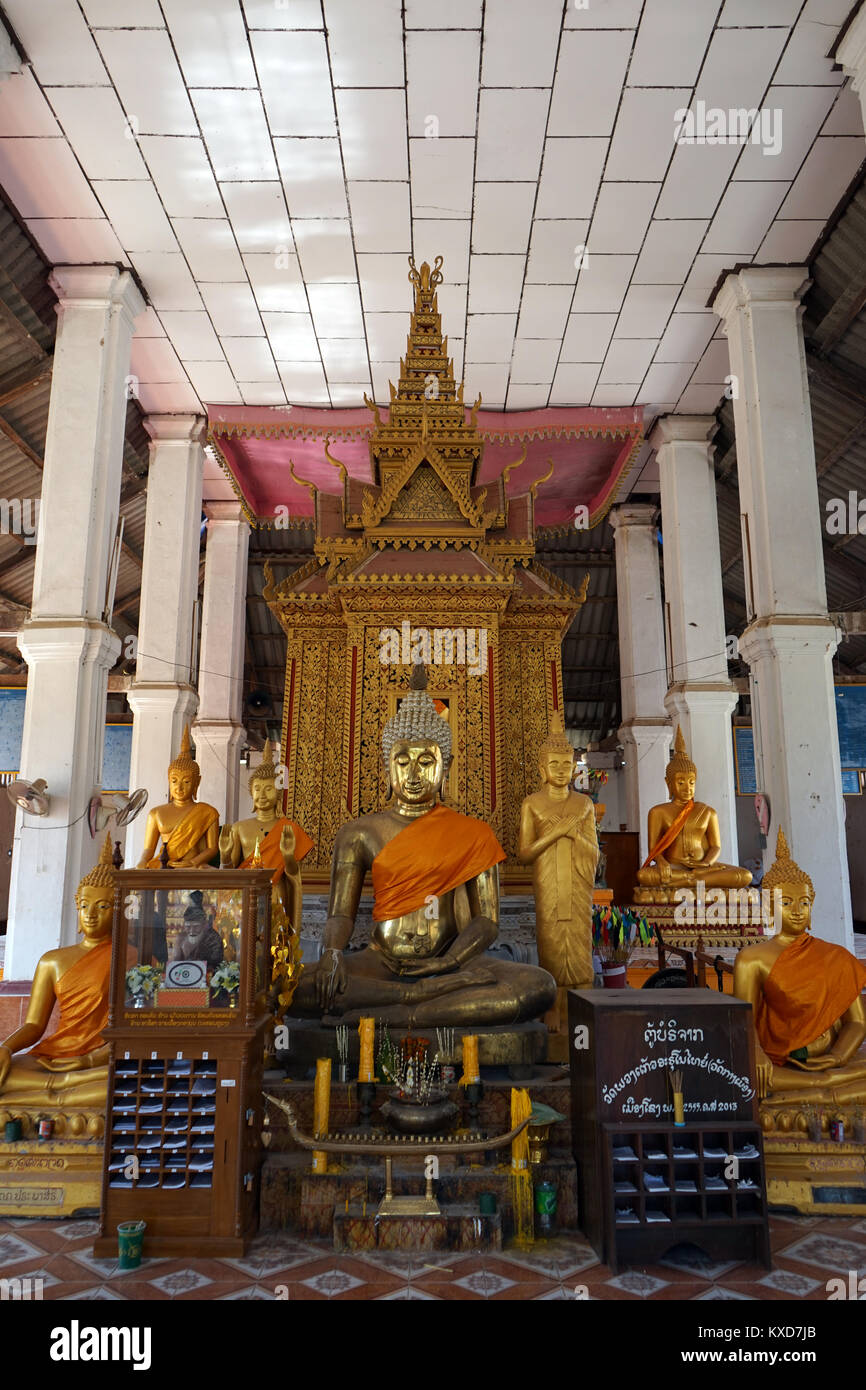 Inside buddhist temple in Laos Stock Photo - Alamy