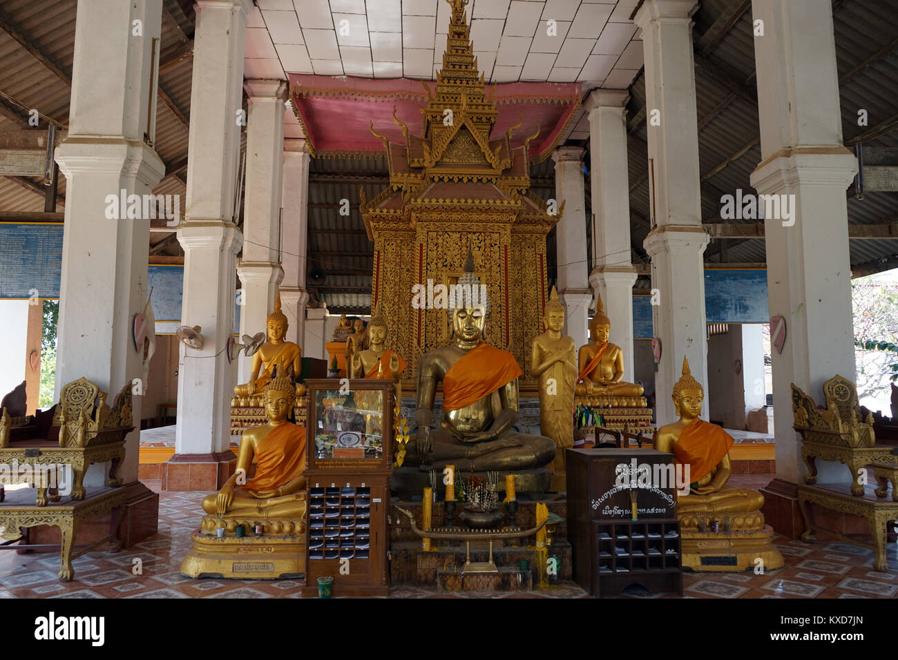 Inside buddhist temple in Laos Stock Photo - Alamy