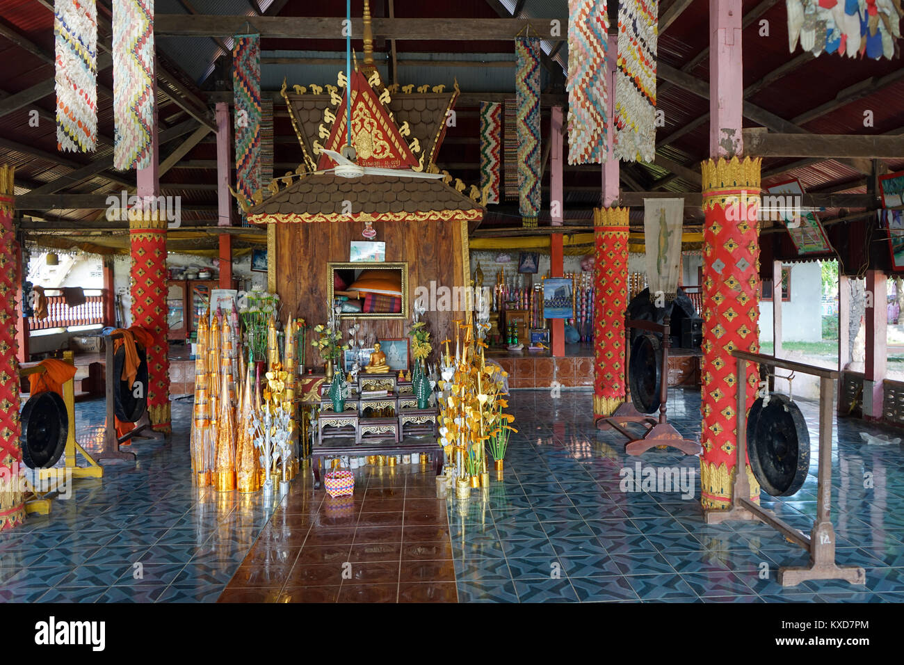 Inside buddhist temple in Laos Stock Photo - Alamy