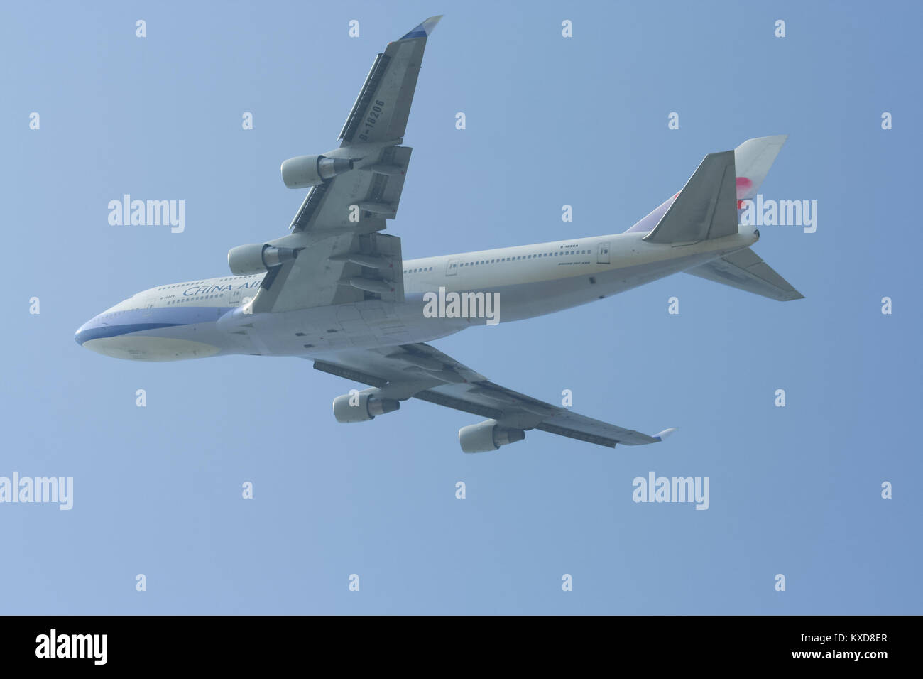 CHIANGMAI , THAILAND - DECEMBER 5 2008: B-18206 Boeing 747-400 of China ...