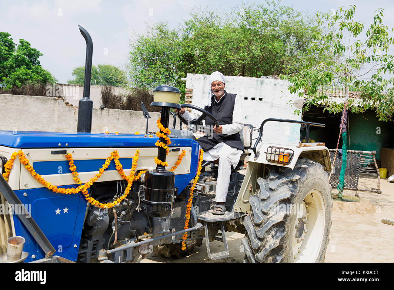 Old indian village man hi-res stock photography and images - Alamy