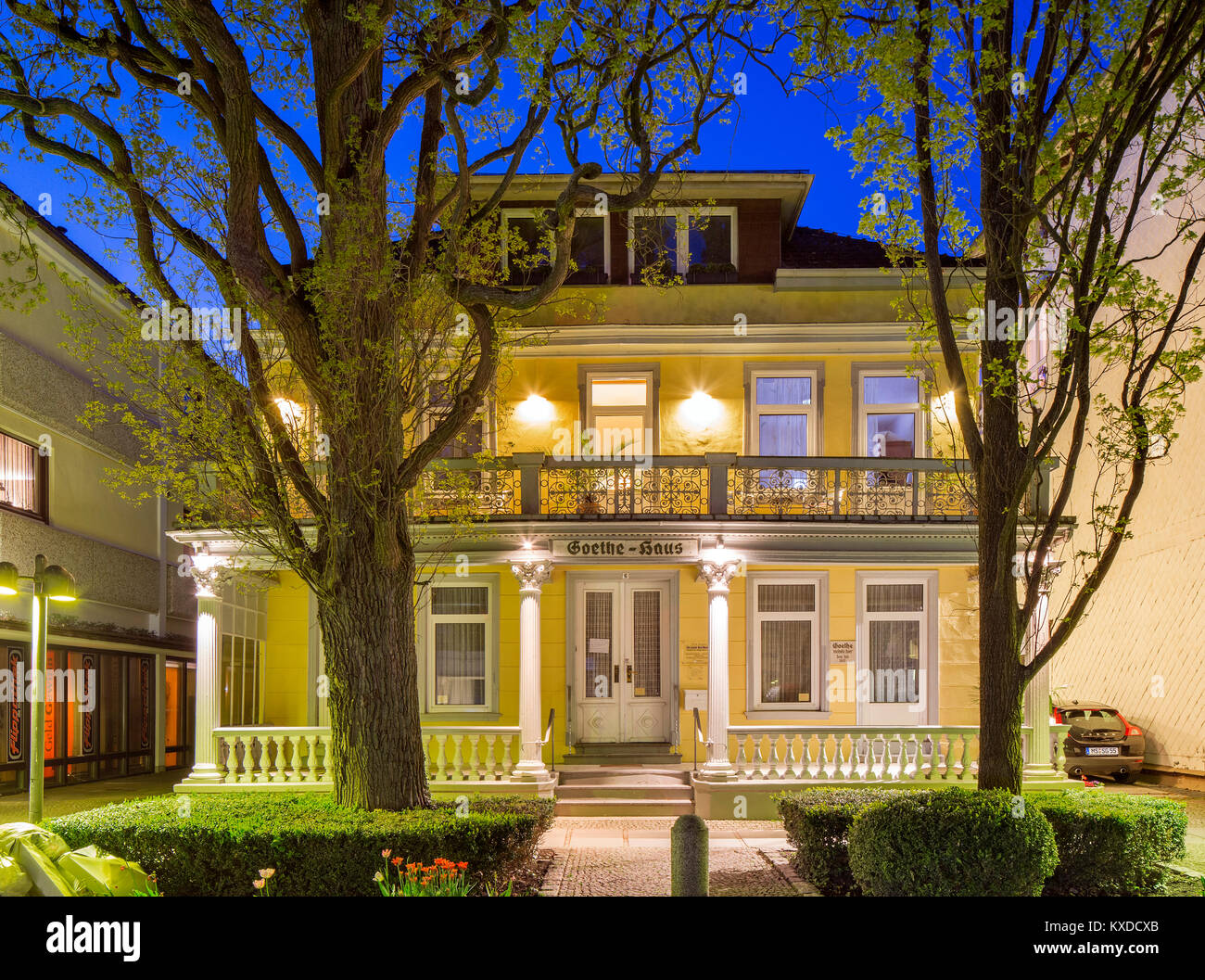 Lodging house hi-res stock photography and images - Alamy