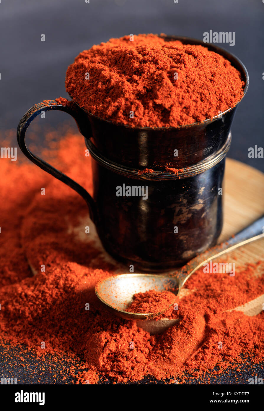Spice powder hi-res stock photography and images - Alamy