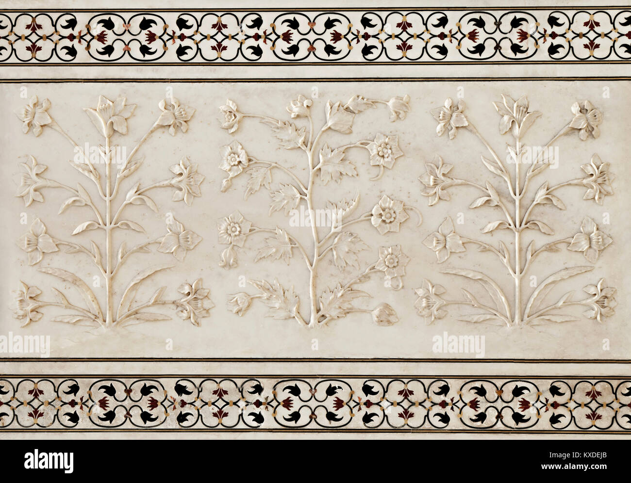 Mughal flower border hi-res stock photography and images - Alamy