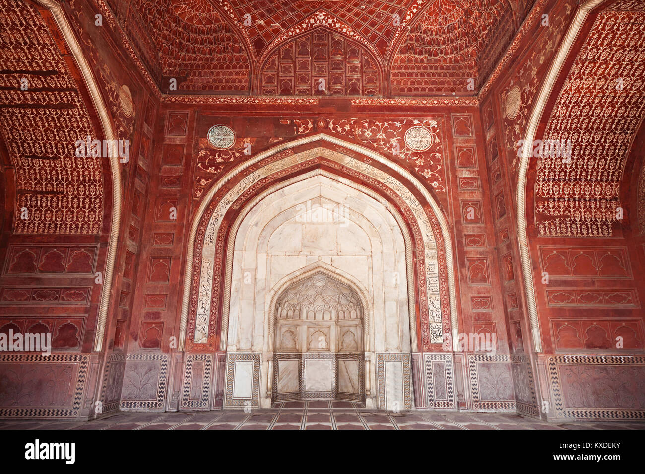 Taj mahal geometry hi-res stock photography and images - Alamy