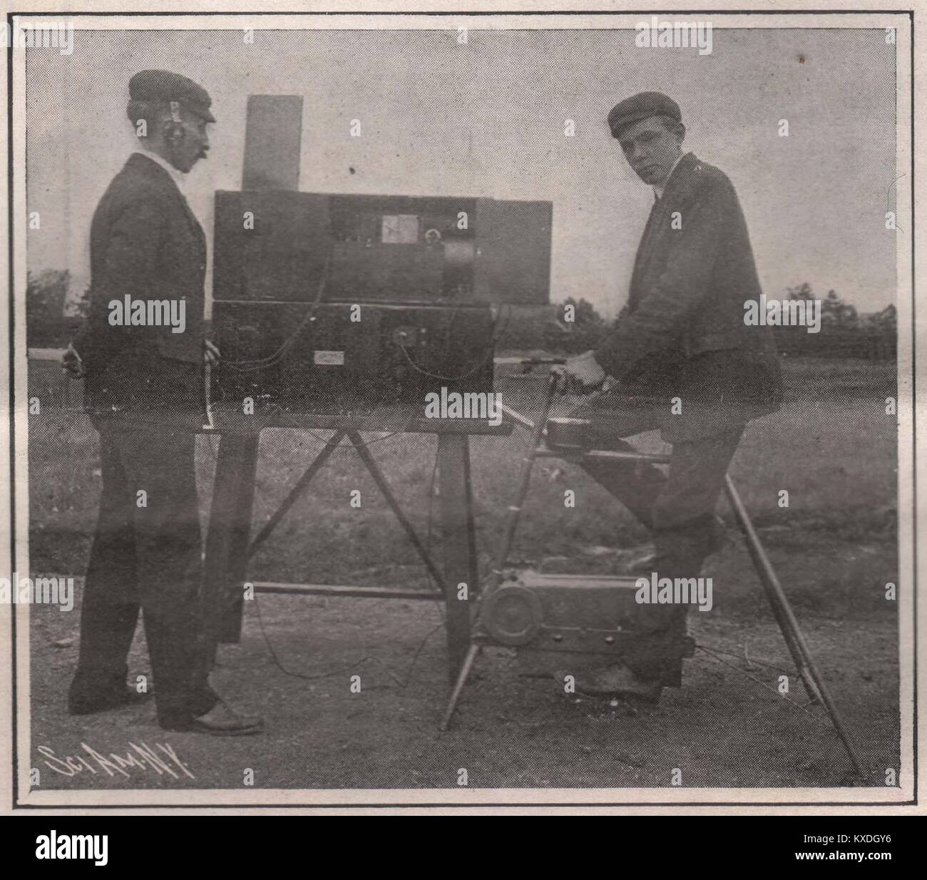 Lodge-Muirhead Portable wireless Telegraph Plant for Military use. The ...