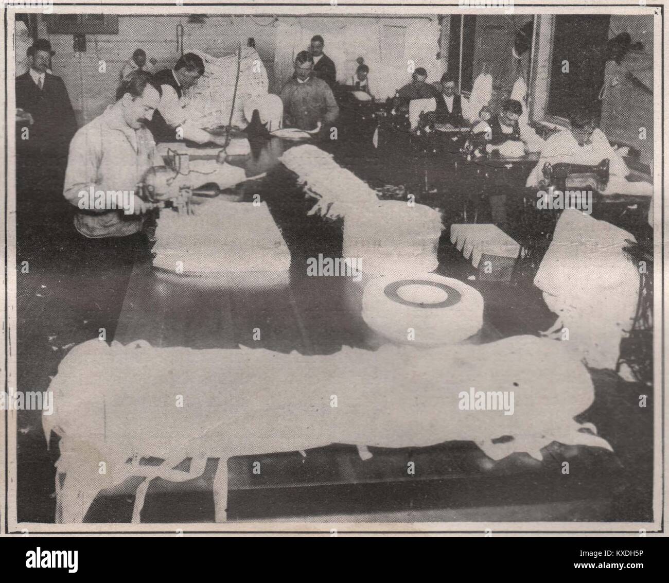 6 inch shells hi-res stock photography and images - Alamy