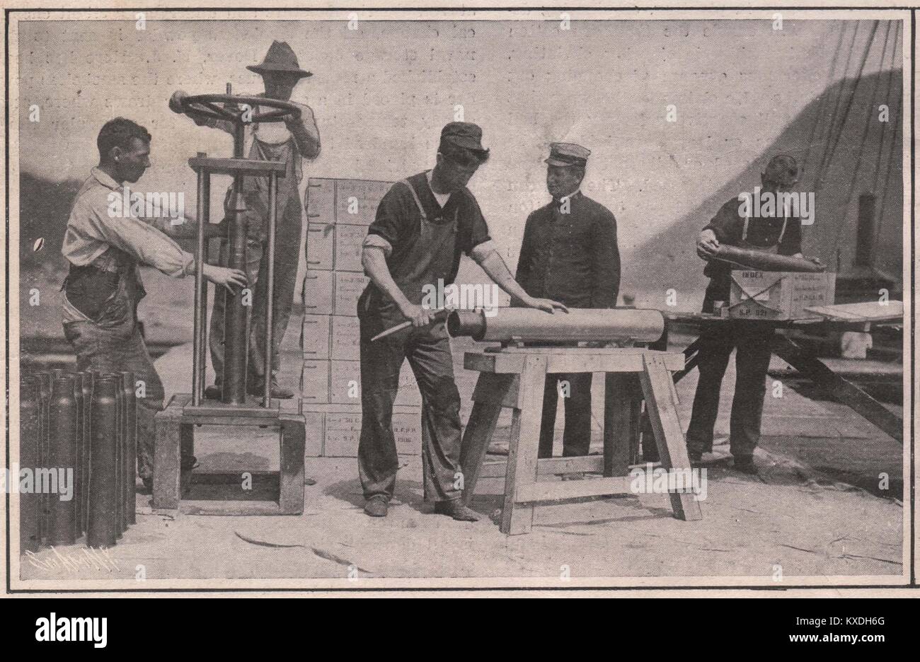 Rapid fire hi-res stock photography and images - Alamy