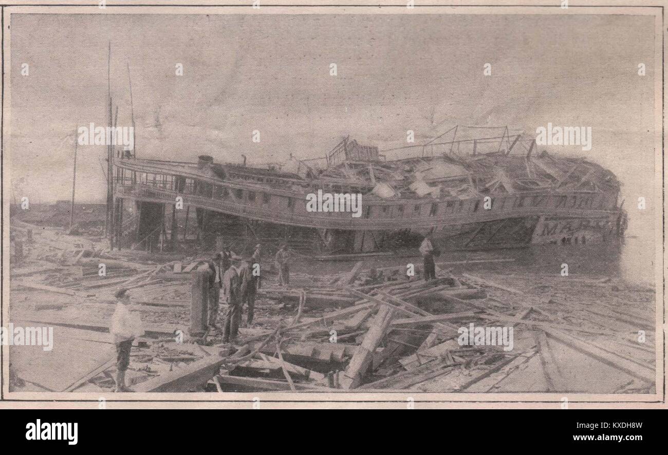 Totally wrecked hi-res stock photography and images - Alamy