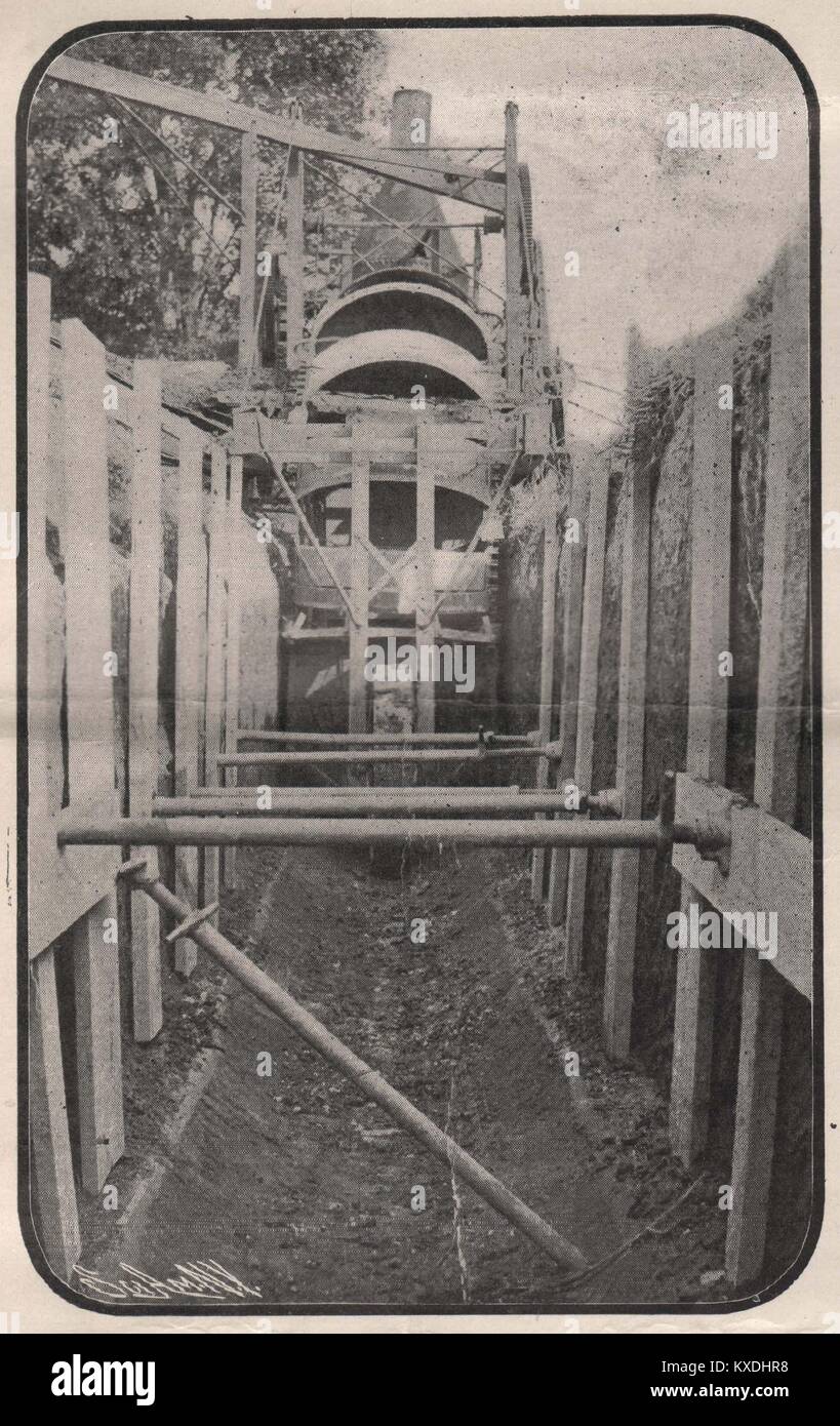 Dug trench hi-res stock photography and images - Alamy