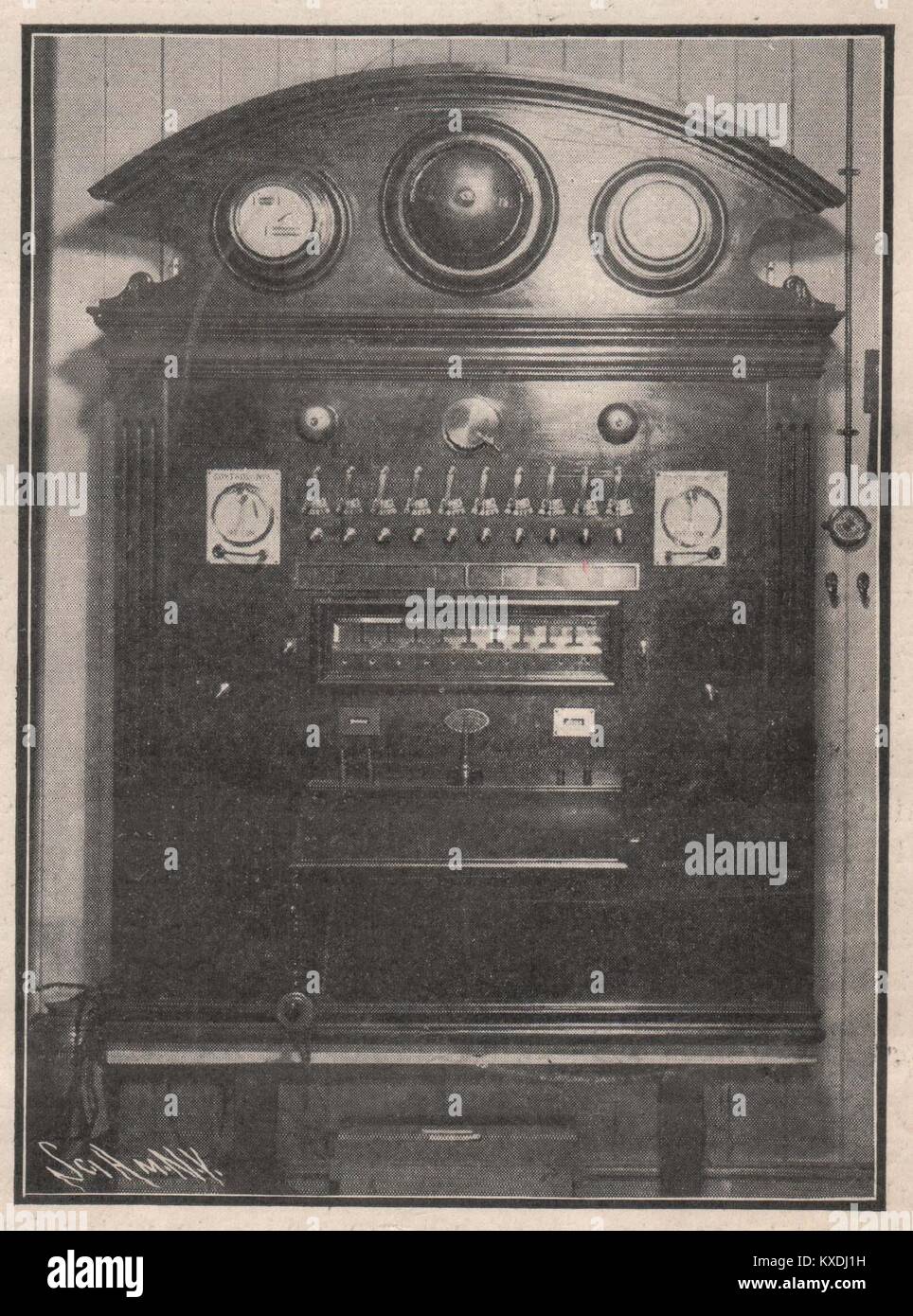 Fire Alarm Switchboard Stock Photo - Alamy