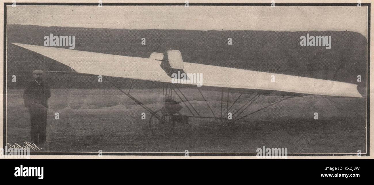 Antique flying machine hi-res stock photography and images - Alamy