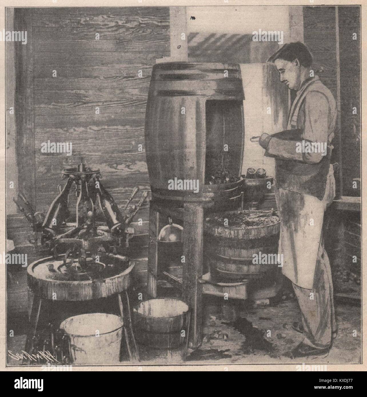 Disgorging hi-res stock photography and images - Alamy