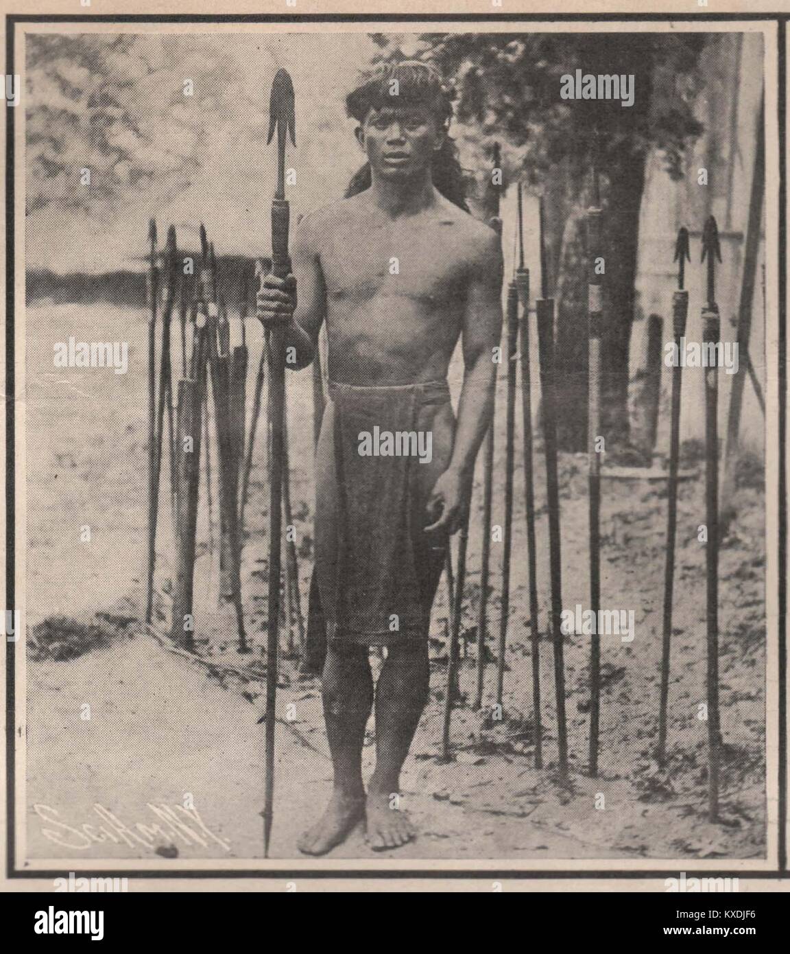 Head hunters hi-res stock photography and images - Alamy