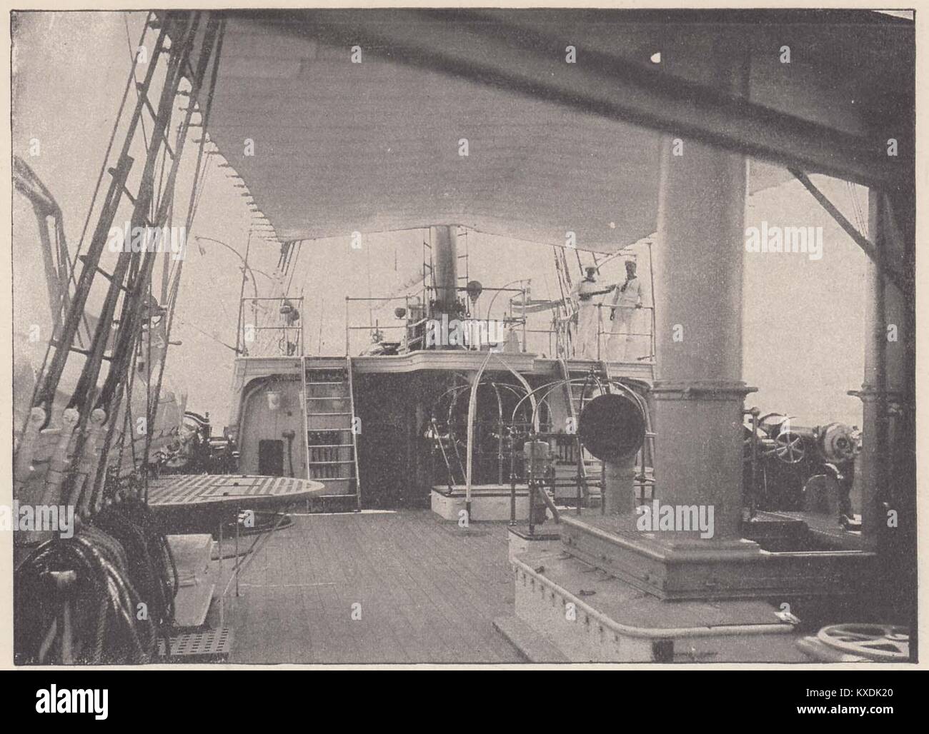 Navy ship deck hi-res stock photography and images - Alamy