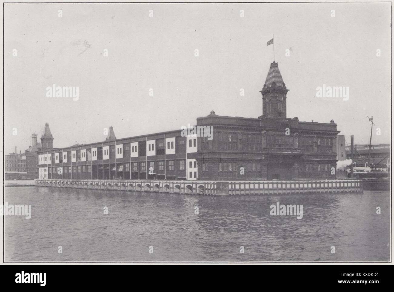 Philadelphia pier hi-res stock photography and images - Alamy