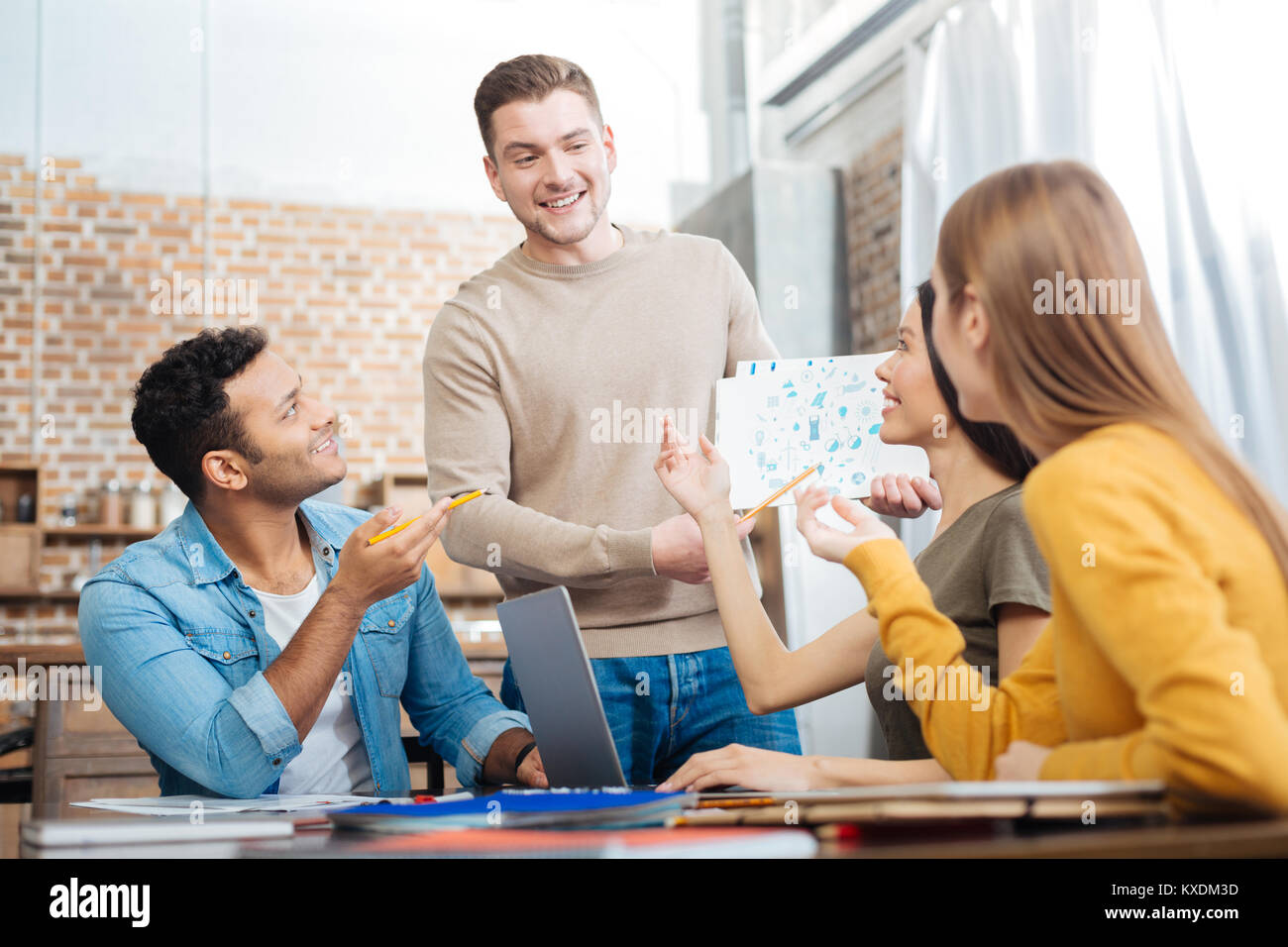 Fellow feeling hi-res stock photography and images - Alamy