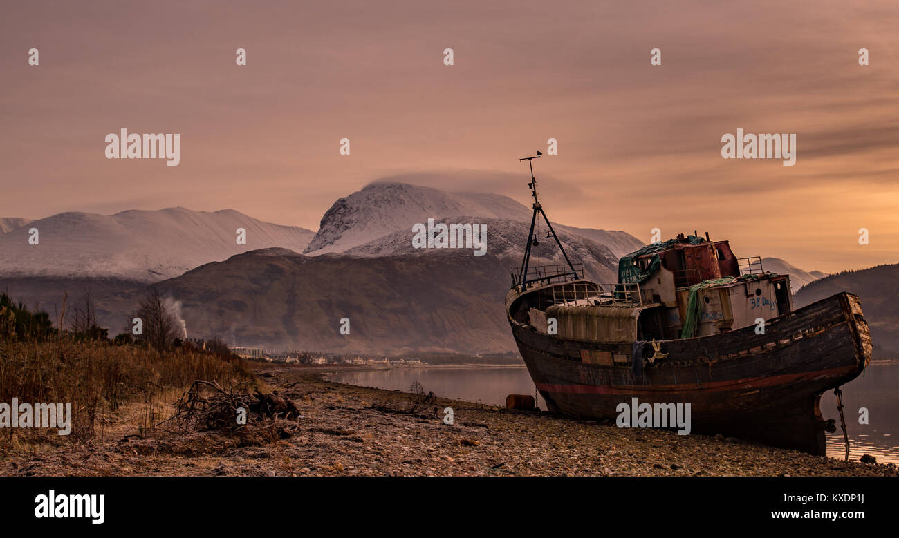 Corpach boat hi-res stock photography and images - Alamy