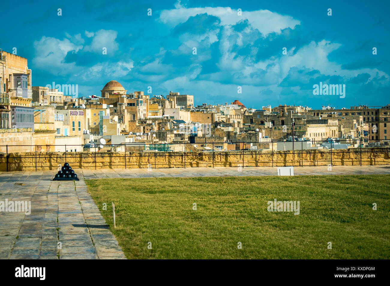 Traditional Maltese Architecture Malta Buildings Traditional Houses and ...